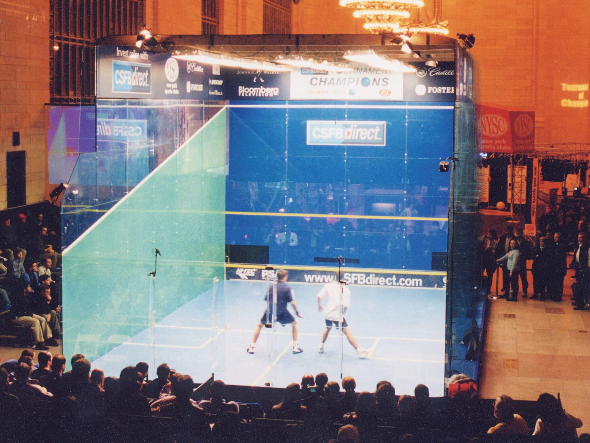 Contravision for one-way window graphics - RMC